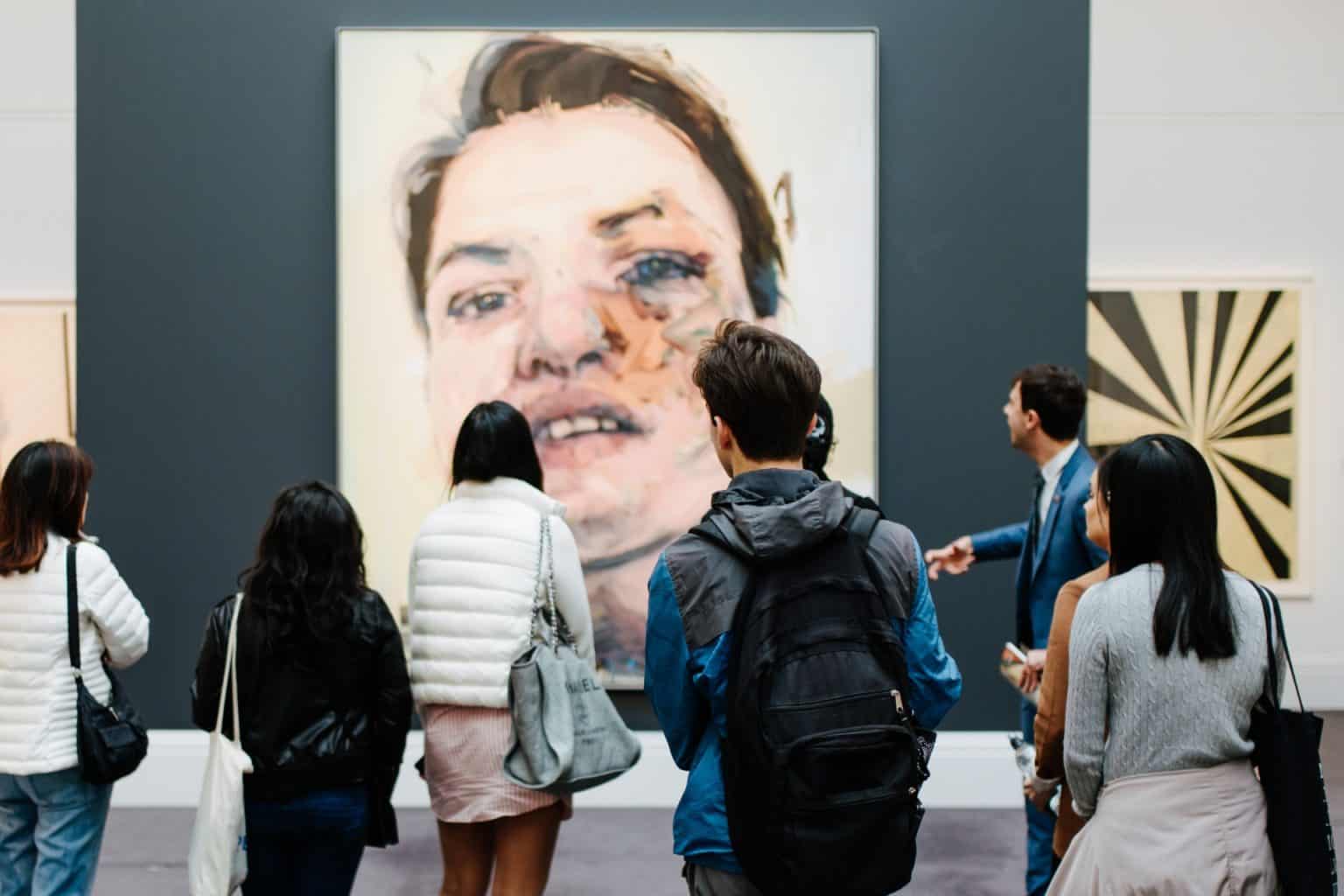 How to Create a Professional Art Portfolio: Tips and Tricks | Sothebys ...